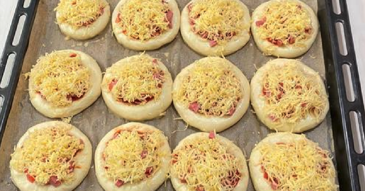 Proste mini pizze. Koniecznie wypróbuj ten przepis – Idealny na każdą ...